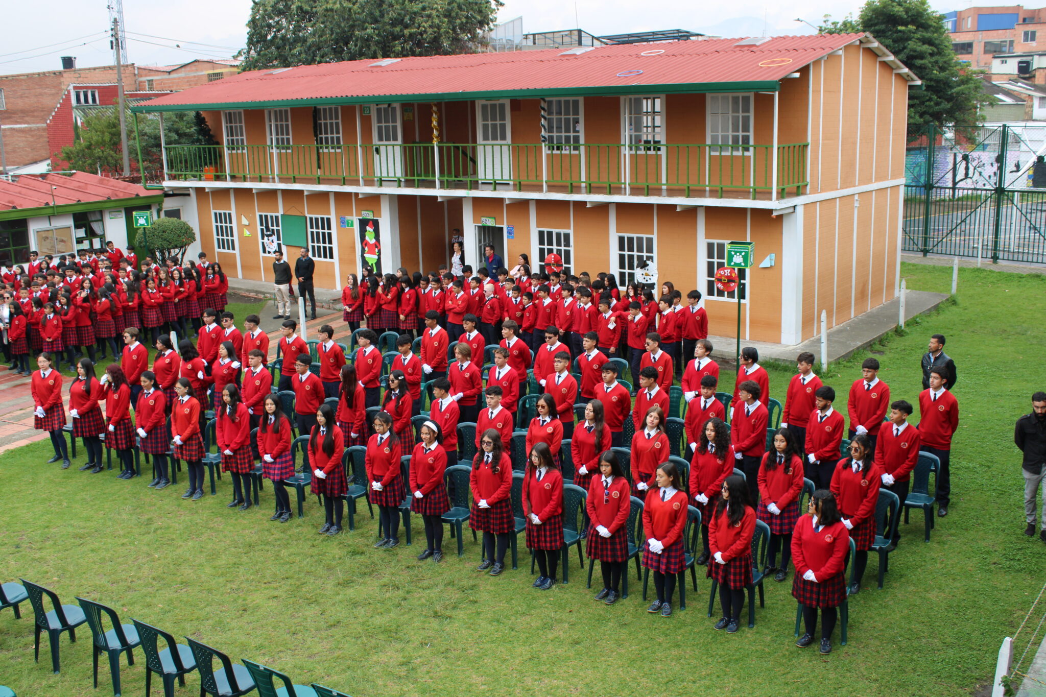 Nuestro Colegio - COLEGIO COOPERATIVO DE TIMIZA