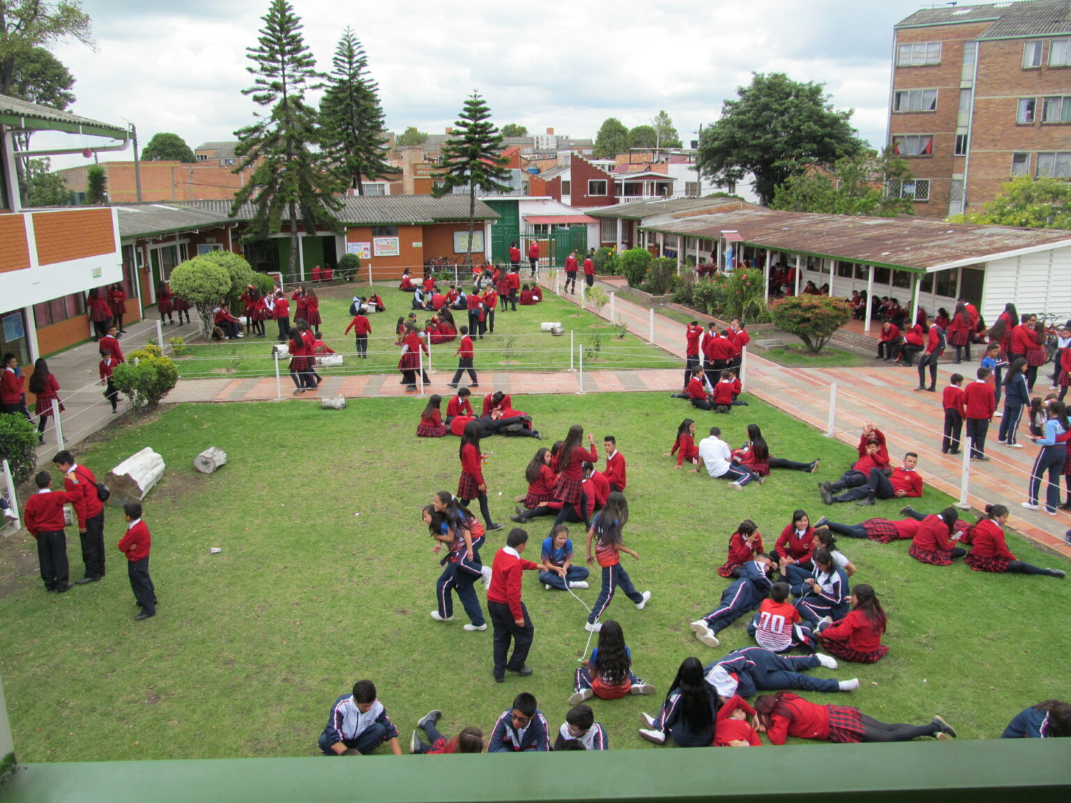 Nuestro Colegio - COLEGIO COOPERATIVO DE TIMIZA
